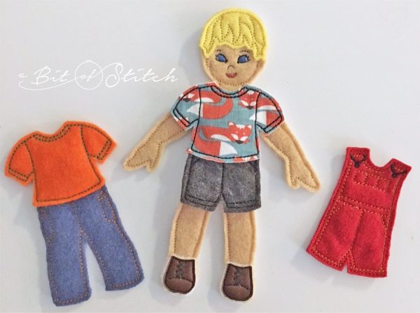Des & Kate Paper Dolls - A Bit of Stitch